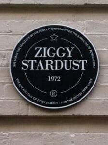 The Story Behind Ziggy’s Iconic Album Cover - The Hidden Track